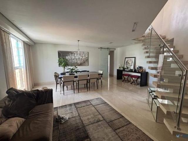 Cobertura com 412,19 m² a venda na Rua Cláudio Manoel – Funcionários