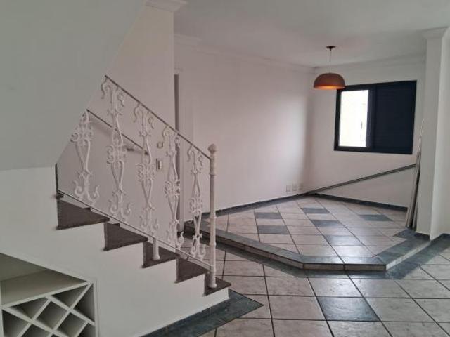 Cobertura com 4 dormitórios 1 suite, 3 vagas, 220m2 Vila Monumento São Paulo/SP