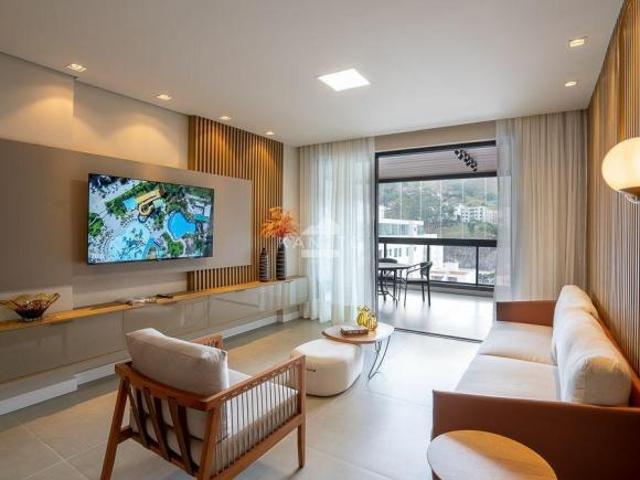 Cobertura com 4 dormitórios 2 suítes, alto padrão à venda, 160 m² por R$ 2.230