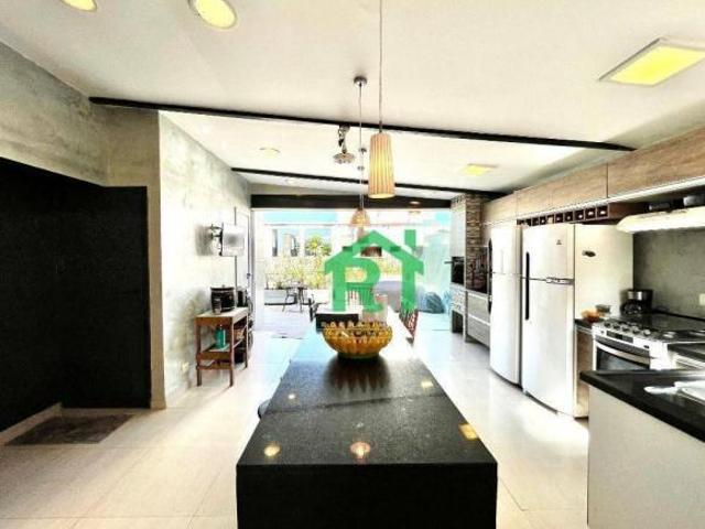 Cobertura com 4 dormitórios à venda, 190 m² por R$ 700.000,00 Enseada Guarujá/SP
