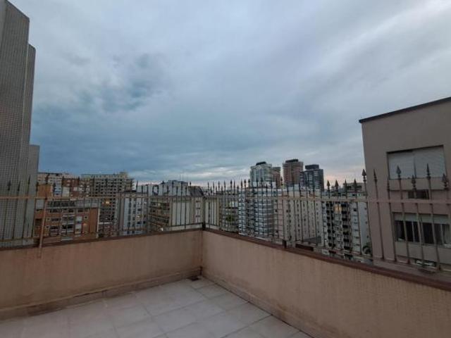 Cobertura mobiliada com 4 dormitórios à venda, 200 m² por R$ 1.000.000 Gonzaga Santos/SP