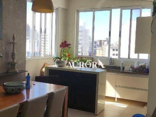 Cobertura com 4 dormitórios à venda, 205 m² por R$ 900.000,00 Centro Londrina/PR