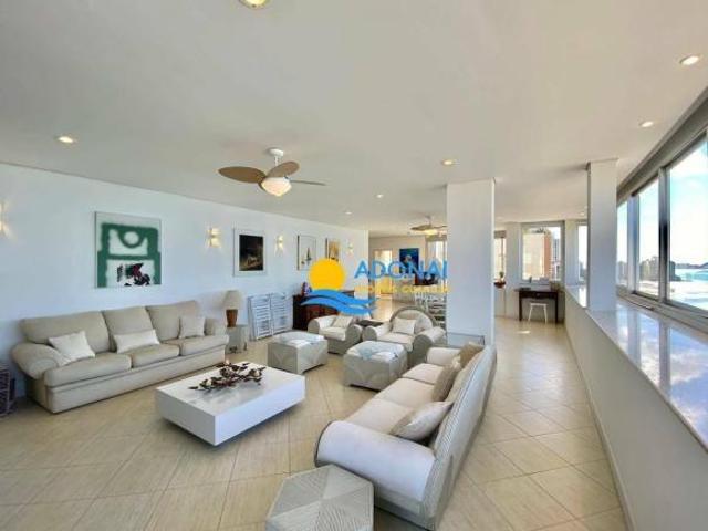 Cobertura com 4 dormitórios à venda, 239 m² por R$ 2.350.000,00 Pitangueiras Guarujá/SP