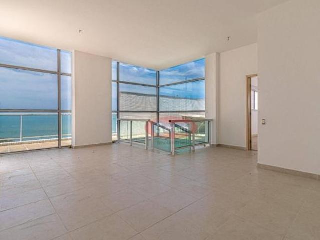 Cobertura com 4 dormitórios à venda, 257 m² por R$ 2.300.000,00 José Menino Santos/SP