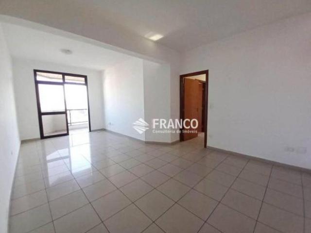Cobertura com 4 dormitórios à venda, 280 m² por R$ 960.000,00 Centro Taubaté/SP