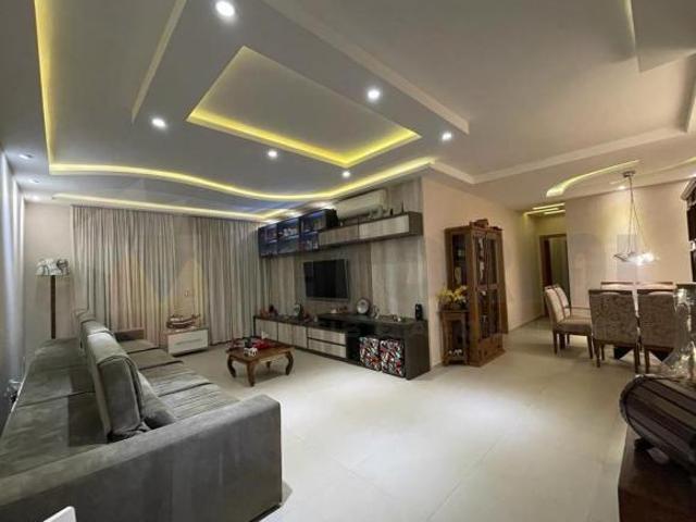 Cobertura com 4 dormitórios à venda, 306 m² por R$ 4.200.000 Centro Ubatuba/SP