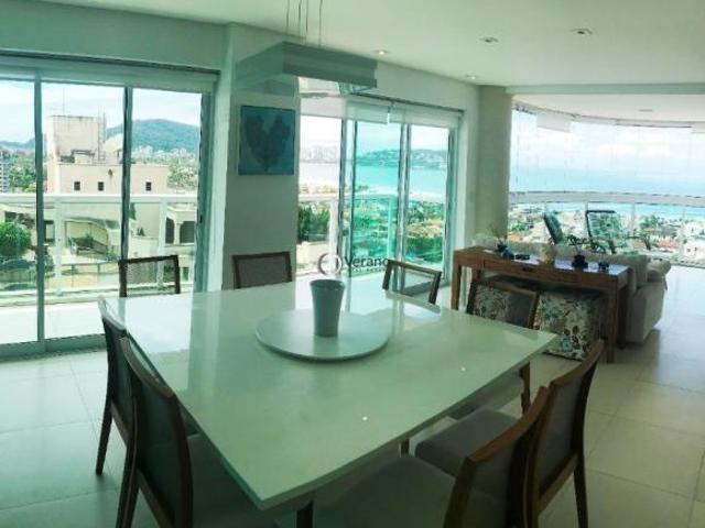 Cobertura com 4 dormitórios à venda, 320 m² por R$ 2.800.000,00 E