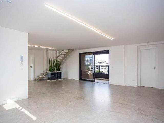 Cobertura com 4 dormitórios à venda, 327 m² por R$ 3.650.000,00 Centro Cívico Curitiba/PR