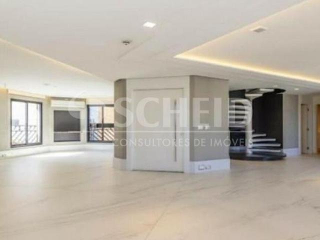 Cobertura com 4 Dormitórios e 4 Vagas 440m2 em Campo Belo
