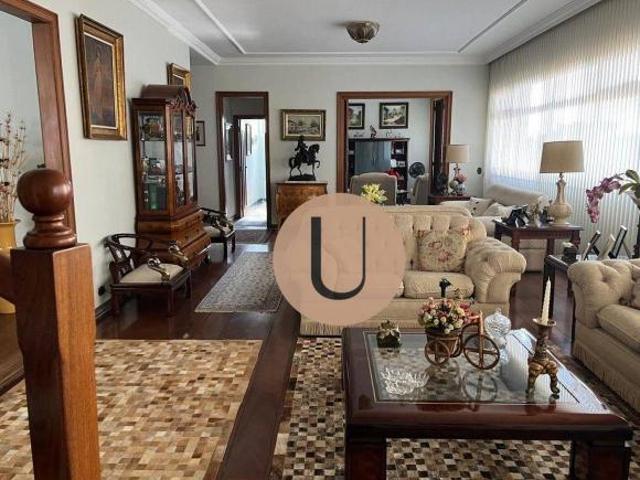 Cobertura com 4 suítes à venda, 800 m² Real Parque