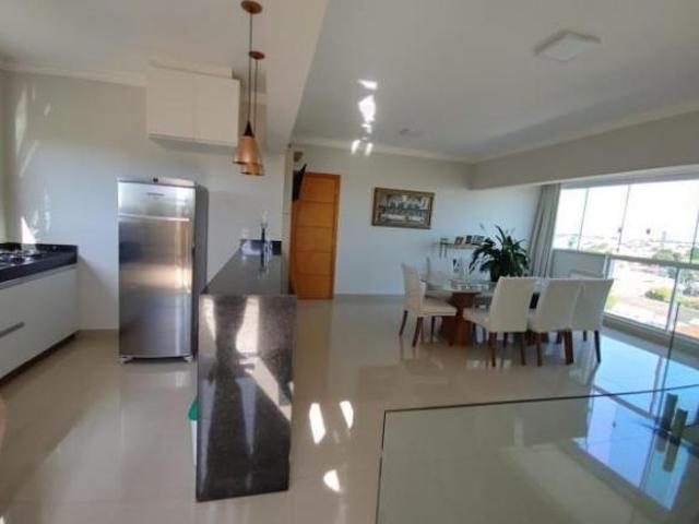 Cobertura com 4 quartos à venda no Bairro Saraiva Uberlândia/MG