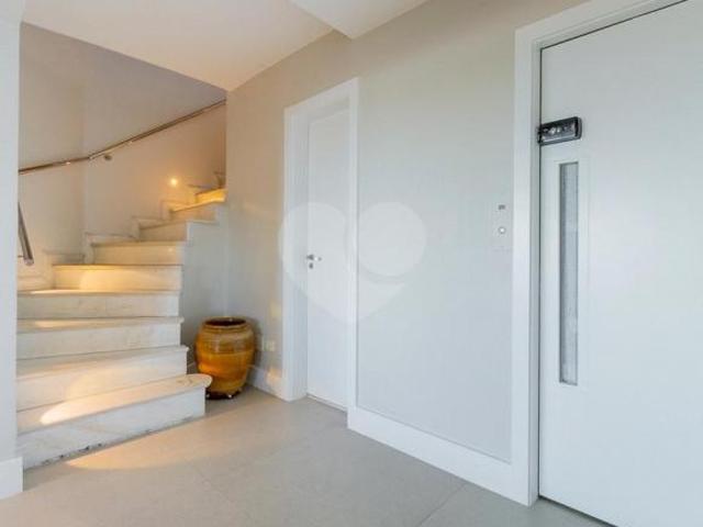 Cobertura com 4 quartos à venda em Jardim leonor SP