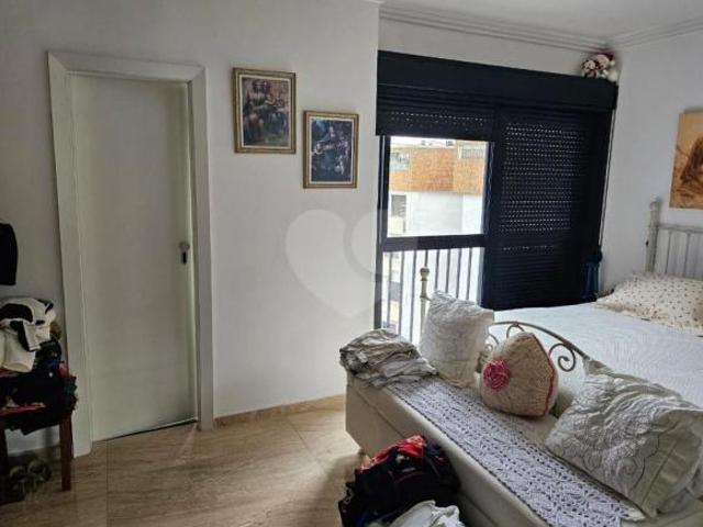 Cobertura com 4 quartos à venda em Ponta da praia SP