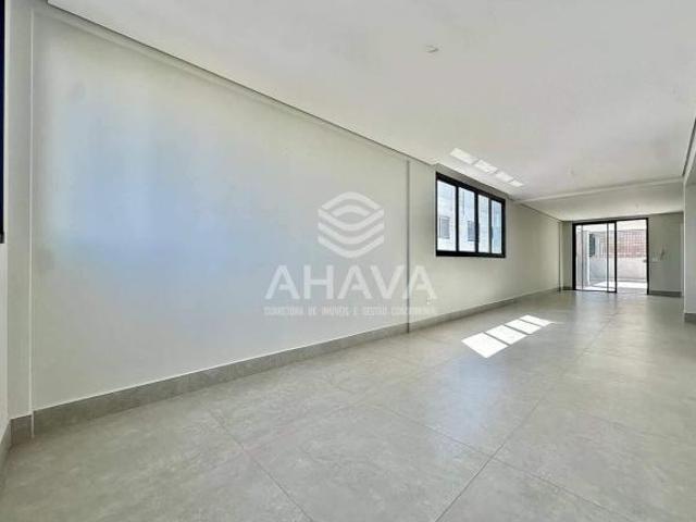 Cobertura com 4 Quartos à Venda, 266m²