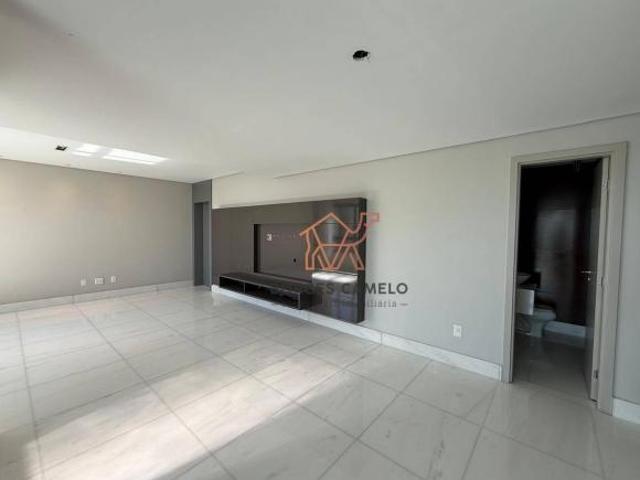 Cobertura com 4 quartos à venda, 330 m² por R$ 4.800.000 Belvedere Belo Horizonte/MG