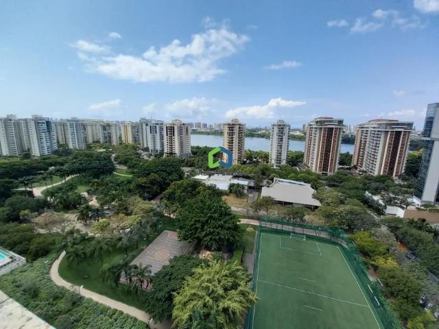 Cobertura com 4 Quartos e 10 banheiros à Venda, 354 m² por R$ 4.200.000