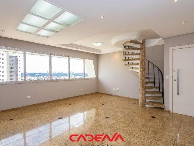 Cobertura com 4 quartos e 2 vagas à venda no Água Verde