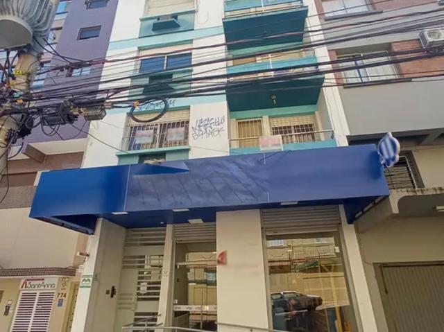 Cobertura com 4 Quartos e 3 banheiros à Venda, 140 m² por R$ 370.000