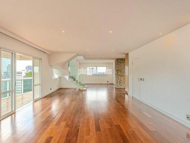 Cobertura com 4 Quartos e 5 banheiros à Venda, 352 m² por R$ 15.000.000