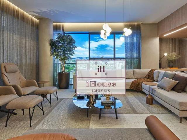 Cobertura com 4 Quartos e 5 banheiros à Venda, 370 m² por R$ 7.835.000