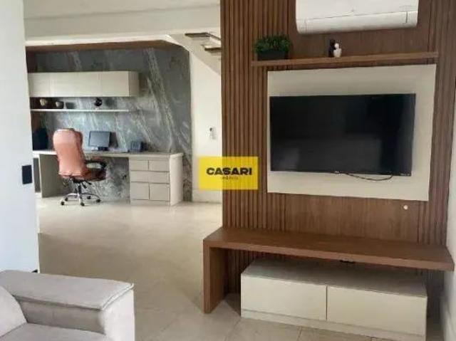 Cobertura com 4 Quartos para alugar, 228m² Centro