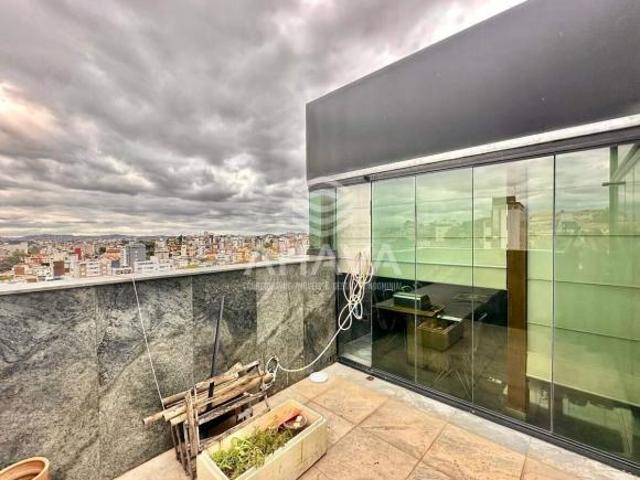 Cobertura com 4 Quartos sendo 1 suíte à Venda, 234m², Santa Rosa, próximo à Avenida Sebastião de Bri