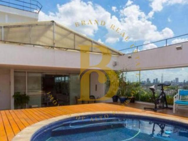 Cobertura com 582 m², 3 quartos sendo 3 suítes à venda no bairro Higienópolis