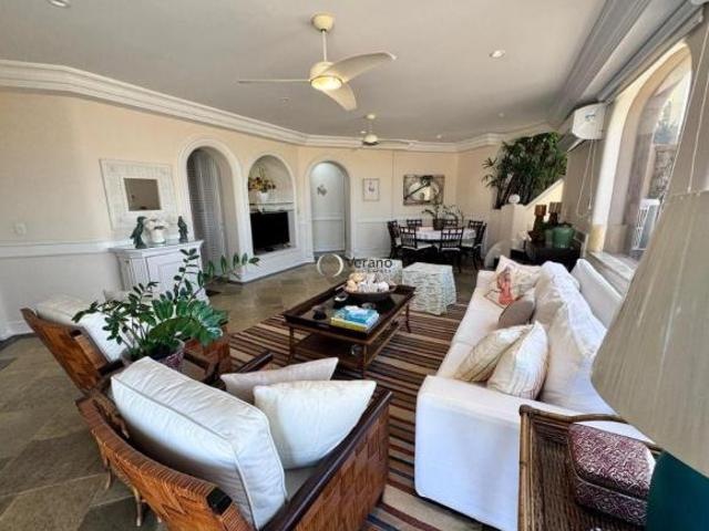 Cobertura com 5 dormitórios à venda, 220 m² por R$ 1.900.000,00 E