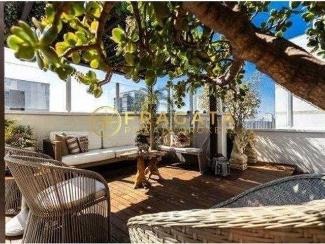 Cobertura com 5 quartos todos suítes e 5 vagas à venda com 404m² Perdizes/SP