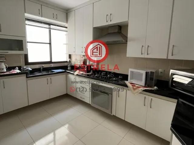 Cobertura com 5 Quartos e 5 banheiros à Venda, 260 m² por R$ 1.100.000