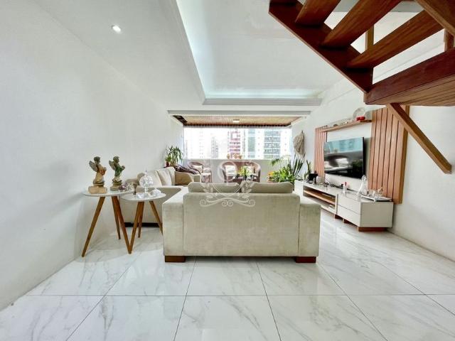 Cobertura com 5 Quartos e 7 banheiros à Venda, 400 m² por R$ 1.199.900