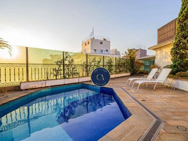 Cobertura com 5 quartos para venda em Santa Cecília