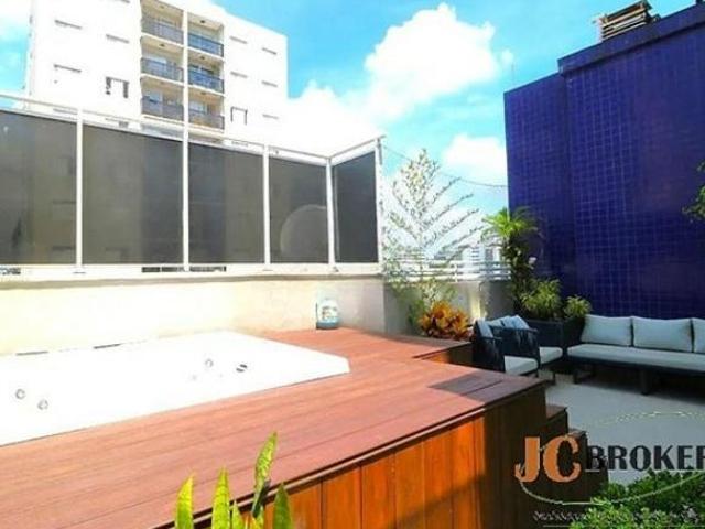 Cobertura com 90m² de área útil, 2 dormitórios sendo 1 suíte e 2 vagas