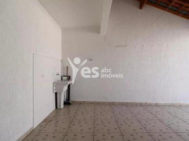 Cobertura Charmosa com Terraço Privativo e Planejados na Vila Valparaíso – 97,76