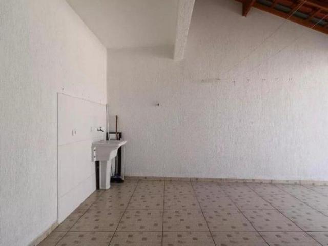 Cobertura Charmosa com Terraço Privativo e Planejados na Vila Valparaíso – 97,76