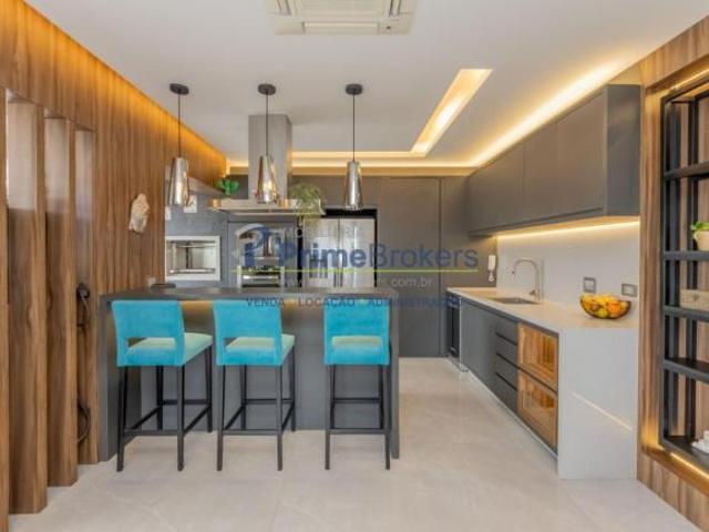 COBERTURA CHARMOSA COM 175M2,3 SUTES,4 VAGAS