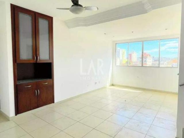 Cobertura à venda, 4 quartos, 1 suíte, 2 vagas, Sagrada Família Belo Horizonte/MG