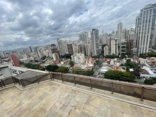 Cobertura à venda