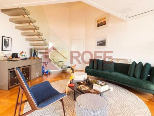Cobertura à Venda 220 m² a.u. 3 Dormitórios Moema