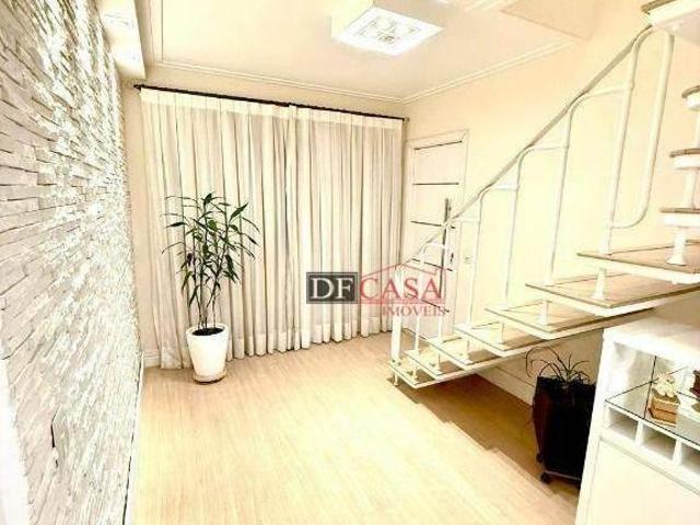 Cobertura à Venda. 2 dormitórios 1 Suíte, 2 Vagas de Garagem. 130m² Vila Prudente Zona Leste