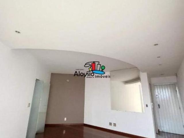 Cobertura à venda, 2 quartos, 1 suíte, 2 vagas, Centro Sete Lagoas/MG