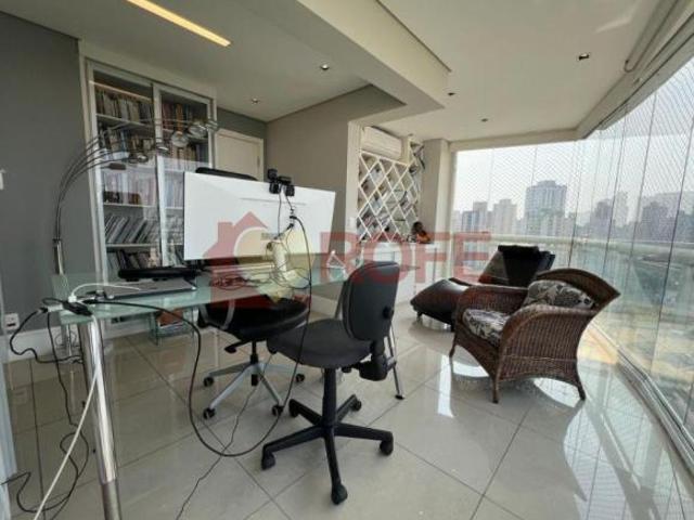 Cobertura à venda, 350 m², 4 quartos 3 suítes, churrasqueira, 4 vagas Jardim Vila Mariana/SP