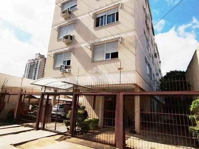 Cobertura à venda, 3 dormitórios suíte, 1 vaga, na Vicente da Fontoura, bairro