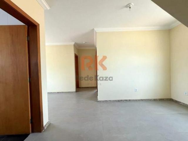 Cobertura à venda, 3 quartos, 1 suíte, 1 vaga, Santa Mônica Belo Horizonte/MG