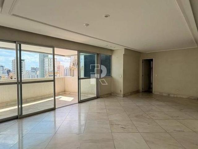 Cobertura à Venda – 3 Quartos, 1 Suíte, 2 Vagas – Lourdes – 204m²