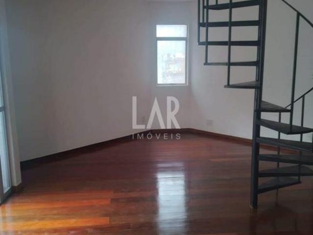 Cobertura à venda, 3 quartos, 1 suíte, 2 vagas, Sagrada Família Belo Horizonte/MG