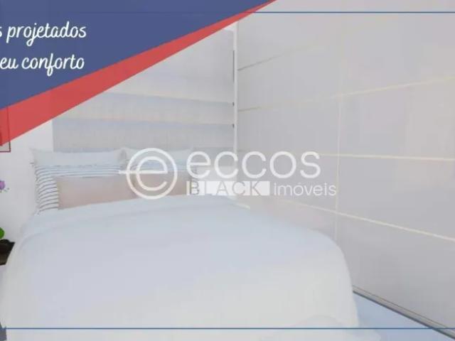 Cobertura à venda, 3 quartos, 1 suíte, 2 vagas, Santa Mônica Uberlândia/MG