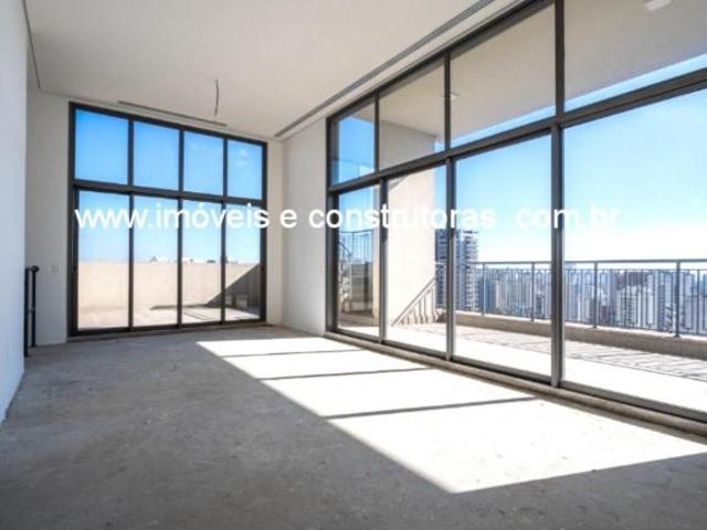 Cobertura a venda Vila Mariana 305 m² 4 suítes, 6 banheiros, 3 vagas A três quadras do Metrô
