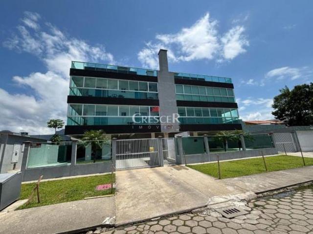 Cobertura à venda com 3 quartos em Caiobá