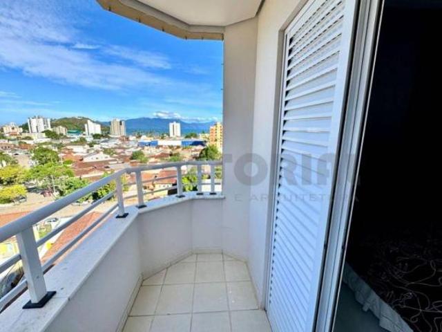 Cobertura à venda com 3 suítes e vista mar no Centro em Caraguatatuba SP